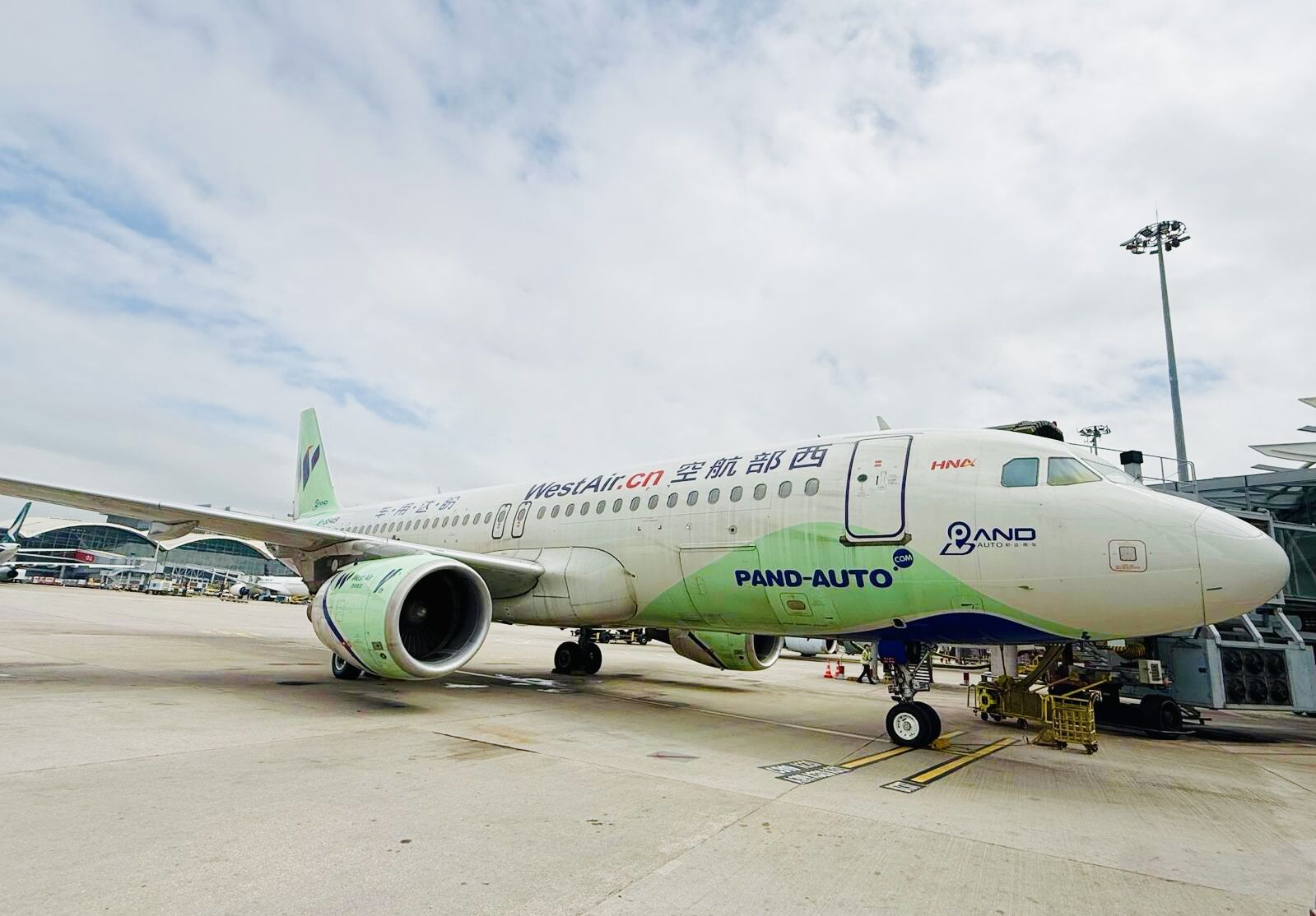 新翔香港與西部航空正式建立全新合作夥伴關系 | SATS GATEWAY